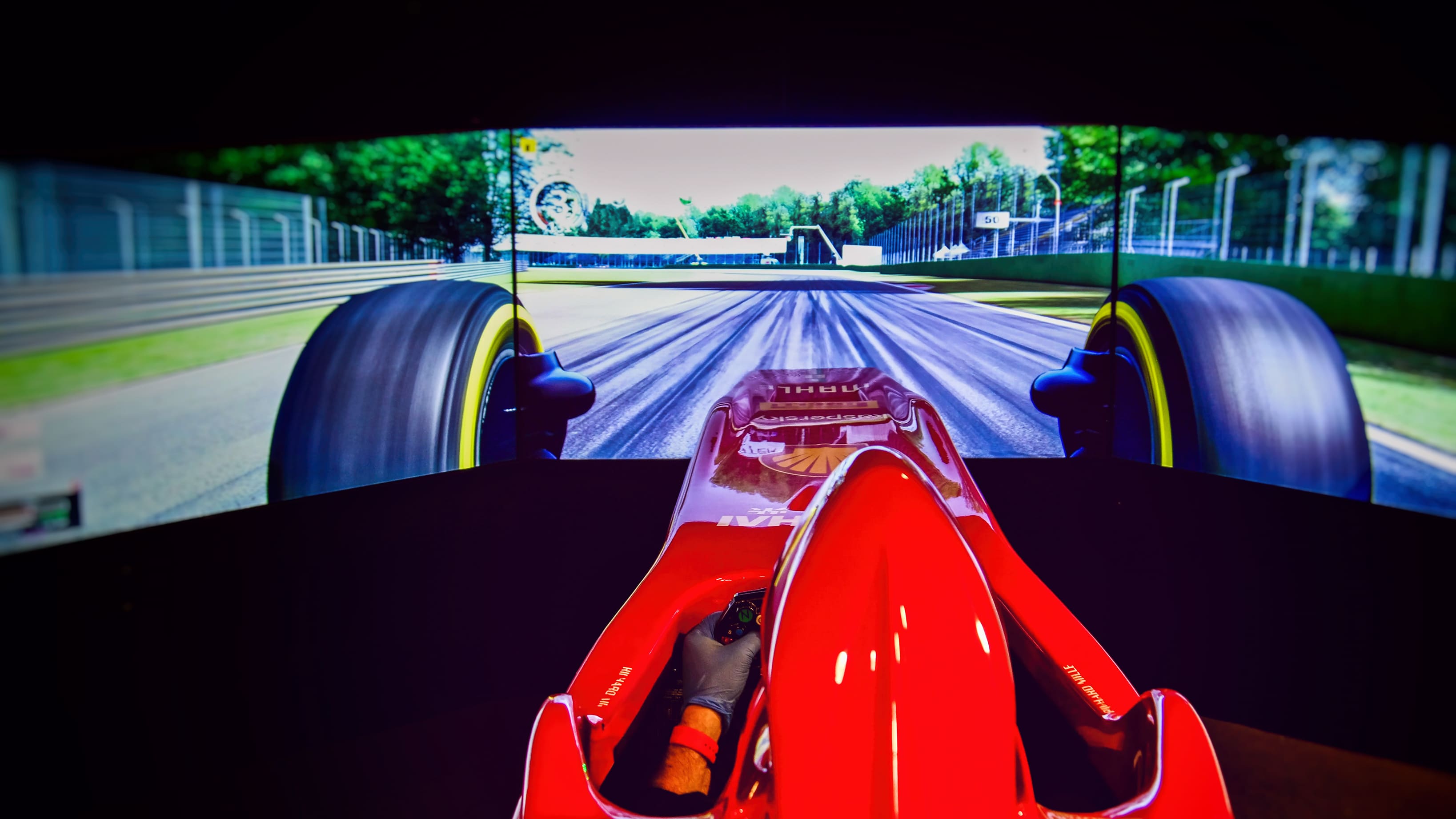 Simulateur F1 | Tarifs et réservations | Megaloisirs 89